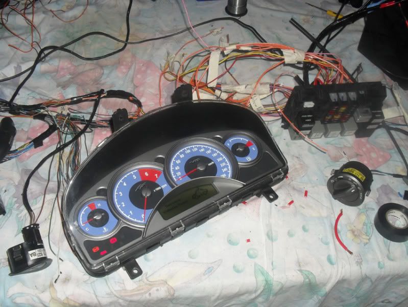 VZ Dash Conversion into LX Torana | Just Commodores